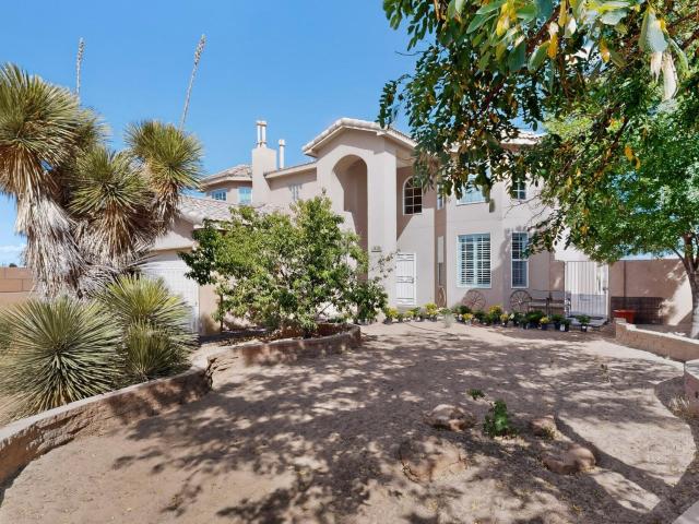 920 Monterrey Road NE