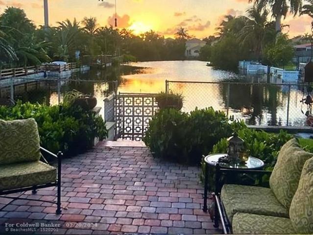 920 N 11th Ct, Hollywood, FL 33019