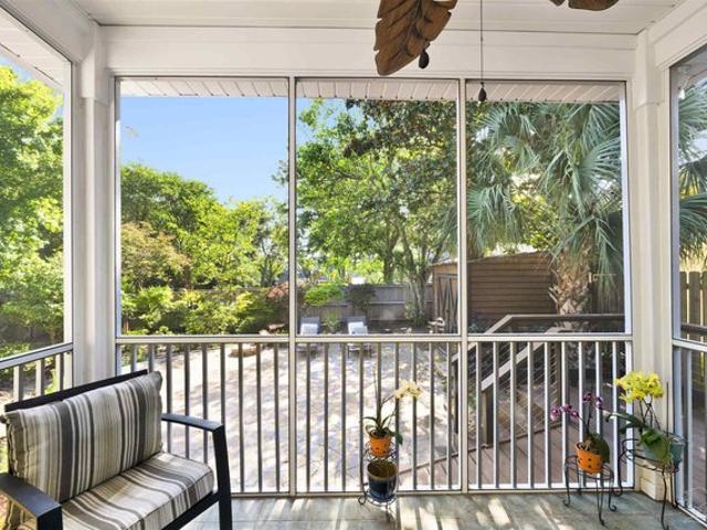 920 N 19th Ave, Pensacola, FL 32501