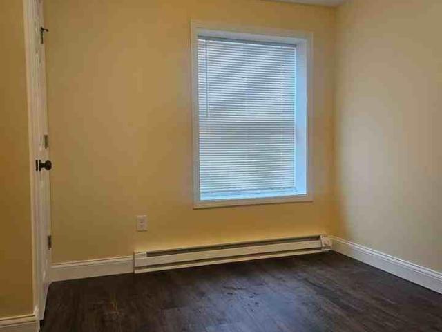 920 N Church St 2 Bedroom Apartment for Rent at 920 N Church St, Rockford, IL 61103 Signal Hill