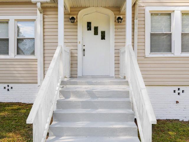 920 N Mebane Street