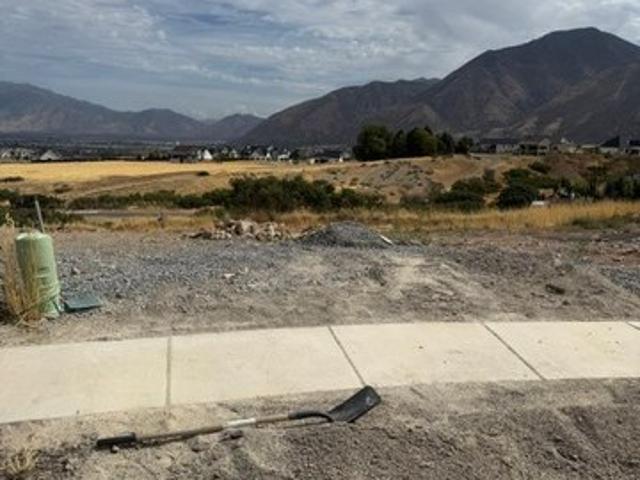 920 N Mountain View Dr Unit 90, Elk Ridge, UT 84651
