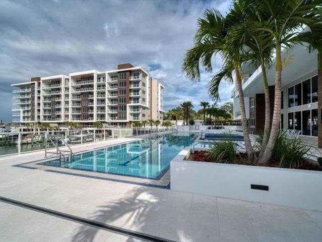 920 N Osceola Ave #401, Clearwater, FL 33755