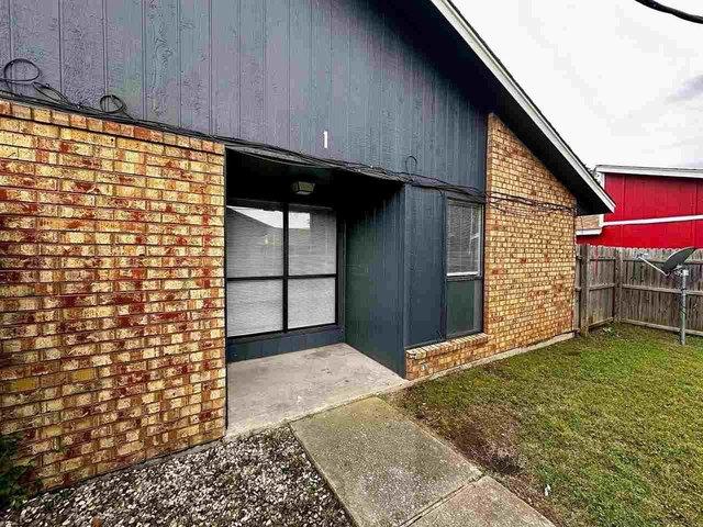 920 NE Tortoise Dr Unit A D, Lawton, OK 73507