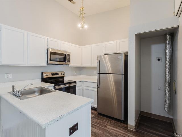 920 S Dawson Way # 17