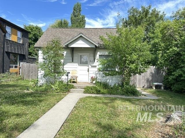 920 S Jefferson, Moscow, ID 83843
