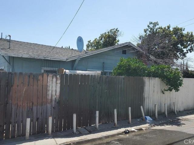 920 S La Verne