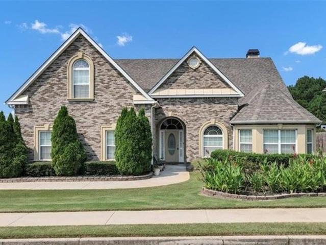 920 Southfork Dr, Loganville, GA 30052