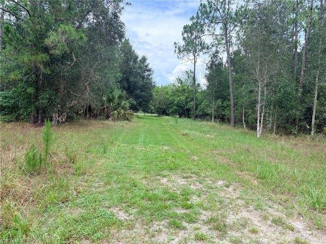 920 Sanctuary Rd W, Naples, FL 34120