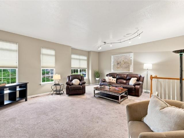 920 Royal Ct