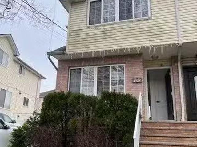 920 Rockland Avenue, Staten Island, NY 10314