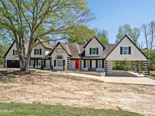 920 Red Banks Rd N, Byhalia, MS 38611