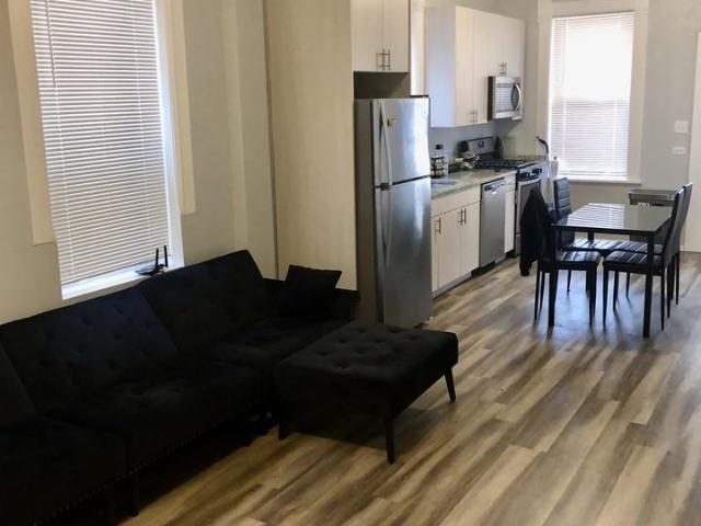 920 W 35th Pl 2 Bedroom Apartment for Rent at 920 W 35th Pl, Chicago, IL 60609 Bridgeport