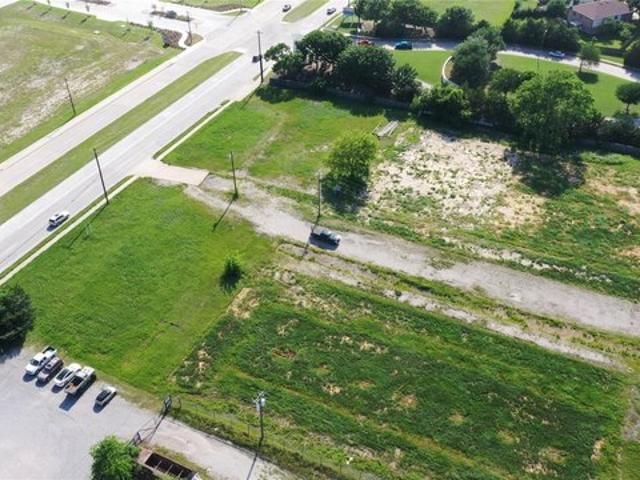 920 W White St, Anna, TX 75409