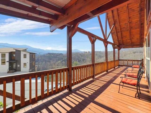 920 W Cedar Lane