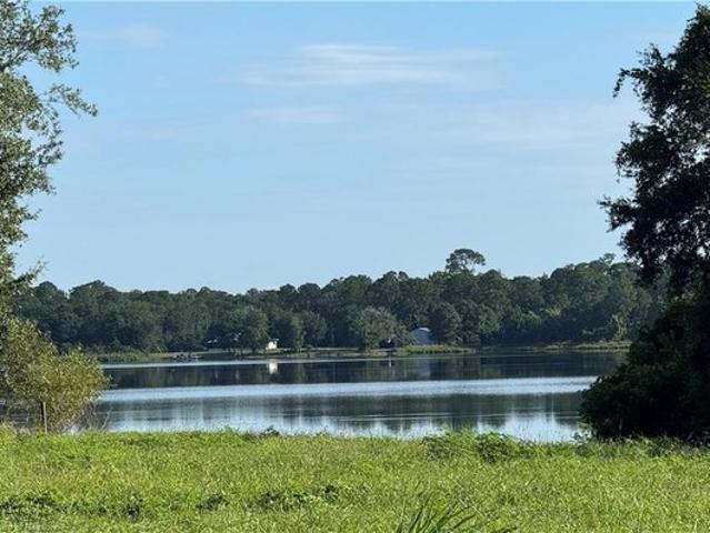 920 Viburnum Dr Unit 4, Sebring, FL 33875