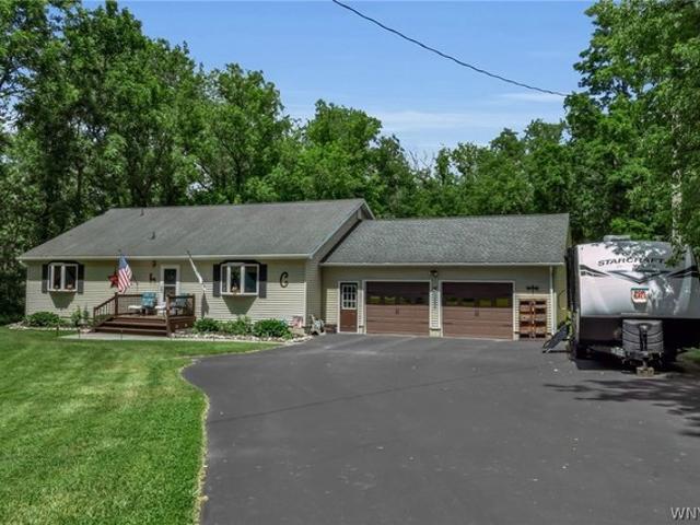9214 Cone Dorman Rd, Batavia, NY 14020
