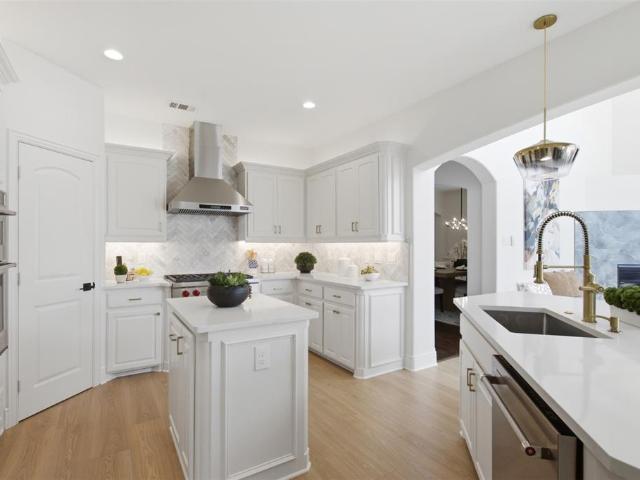 9214 Glen Meadow Court