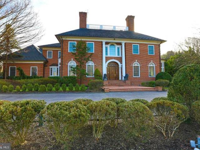 9214 Inglewood Dr, Potomac, MD 20854