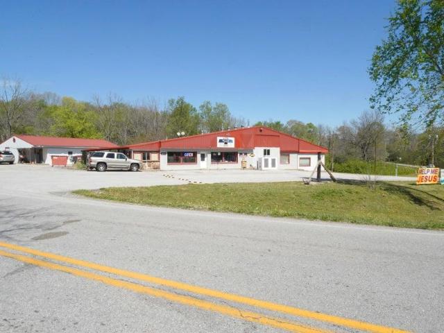 9215 Missouri 173