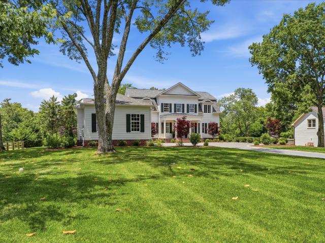 9215 Brushboro Dr