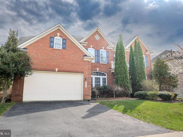 9215 Shafers Mill Dr, Frederick, MD 21704 | MLS #MDFR2079 | Compass