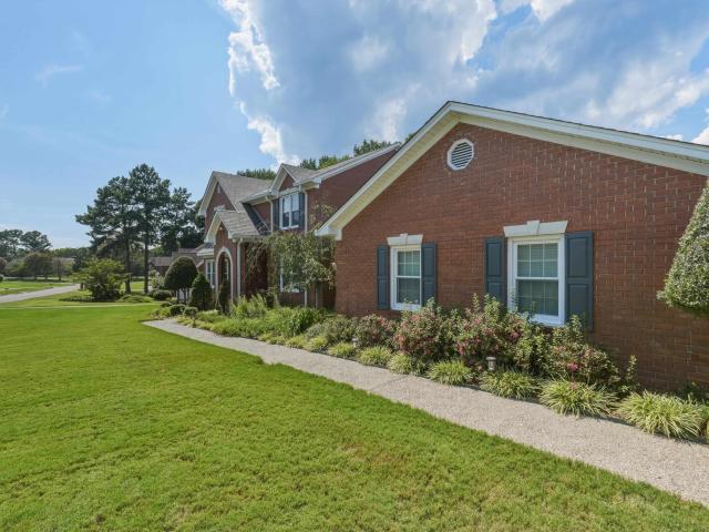 9215 Turtle Point Dr