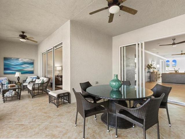 9217 Museo Cir #8 201, Naples, FL 34114
