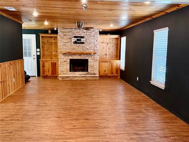 9217 Indian Trail