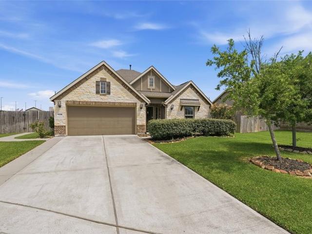 9218 Regan Way, Mont Belvieu, TX 77523