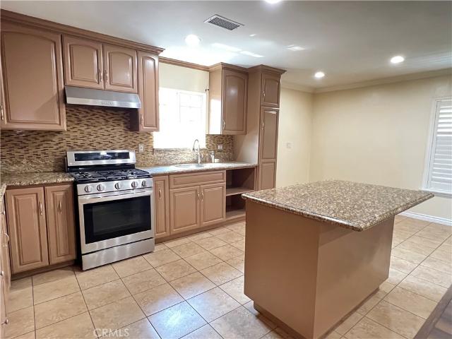 9219 Danbridge