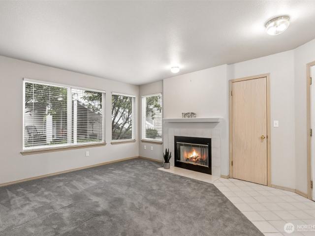 9210 Market Pl, Unit N103, Lake Stevens, WA 98258 | MLS #2482 | Compass