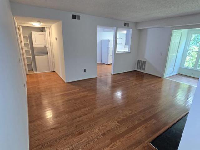 9210 Caspian Way # 201