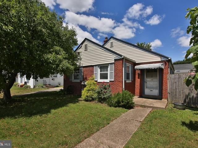9210 Horatio Rd, Philadelphia, PA 19114
