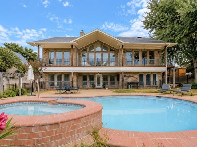 9210 Ravenswood Rd, Granbury, TX 76049