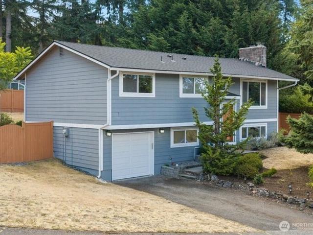 9210 th Pl NE, Redmond, WA 98052
