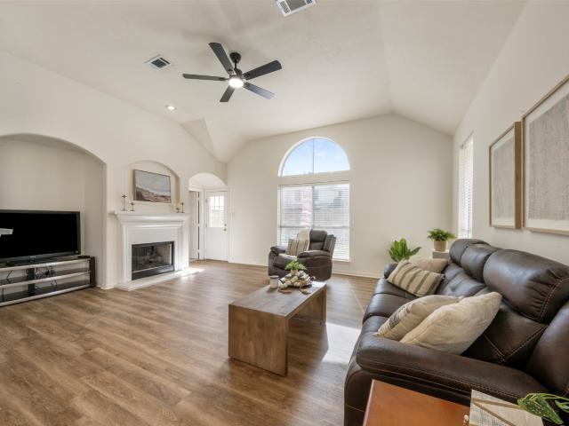 9211 Memorial Hills Dr, Spring, TX 77379 | MLS #18464