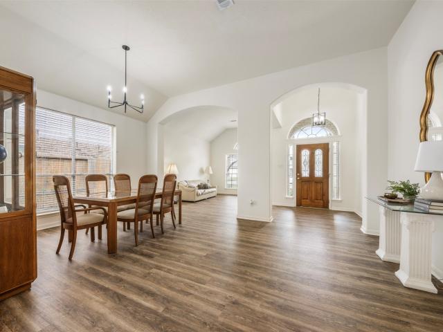 9211 Memorial Hills Drive