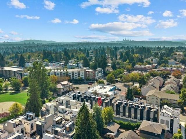 9211 A 14th Ave NW, Seattle, WA 98117