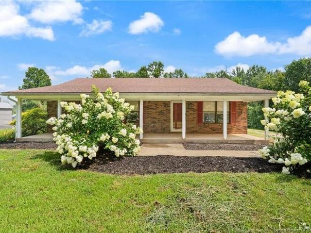 9211 Cottonwood Ln SE, Elizabeth, IN 47117
