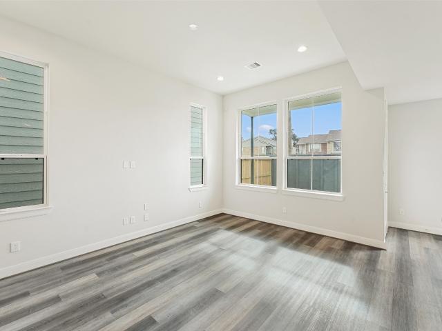 9211 Washington Heights St, Houston, TX 77063 | MLS #97328