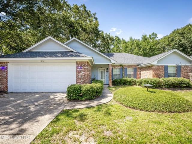 9212 Barnacle Blvd, Ocean Springs, MS 39564