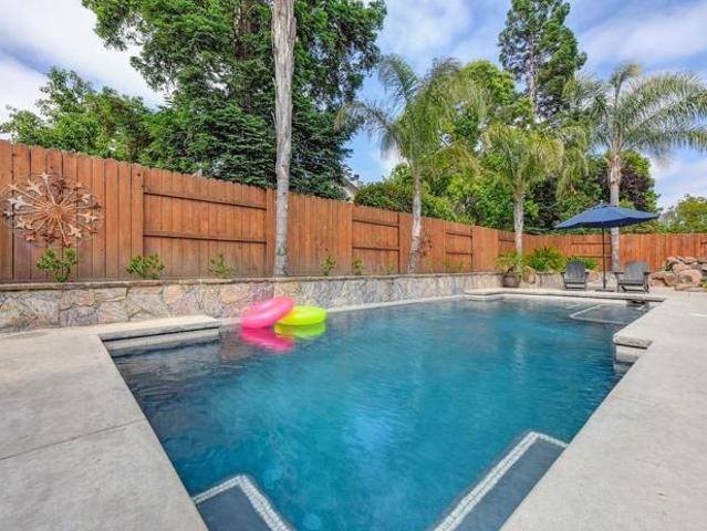 9212 Decorah Way, Elk Grove, CA 95624