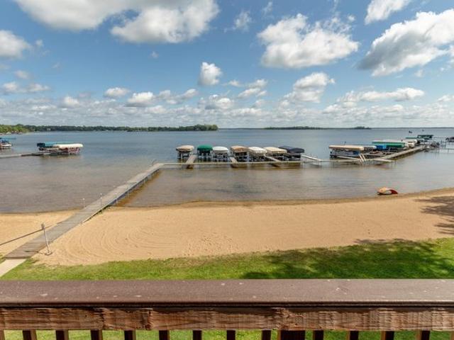 9212 Edgewater Cir S Apt 202, Breezy Point, MN 56472