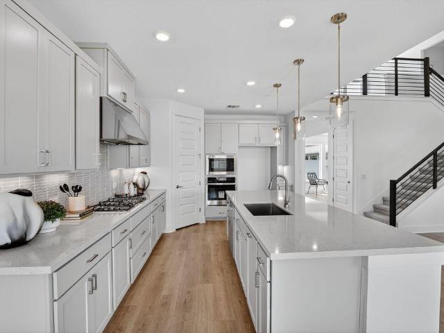 9212 Flatbush Dr