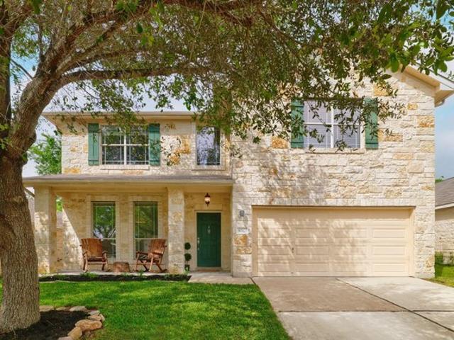 9212 Pioneer Forest Dr, Austin, TX 78744