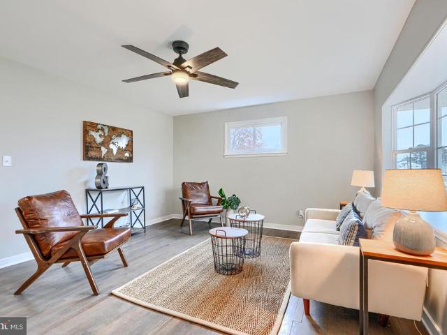 9212 Snyder Lane
