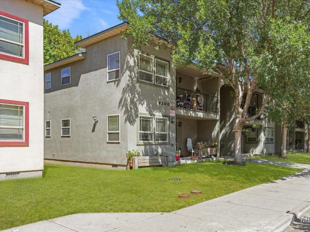 9212 W Brogan Dr A & B