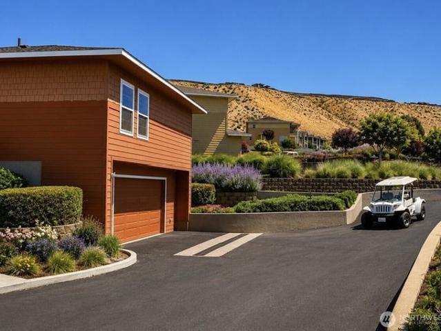 9213 Crescent Bar Rd NW Unit C01, Quincy, WA 98848