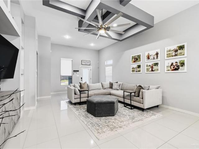 921 Casa Blanca Drive